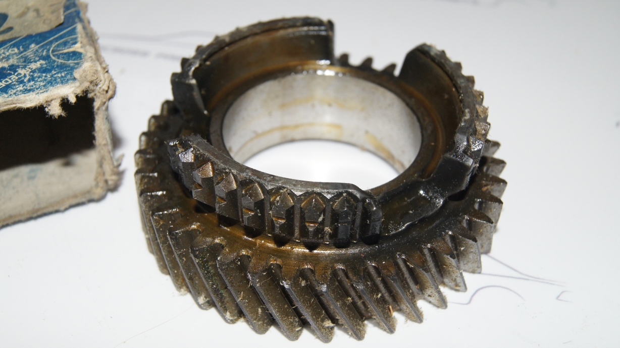 2nd Speed Gear A1232620212 - mercedespartz