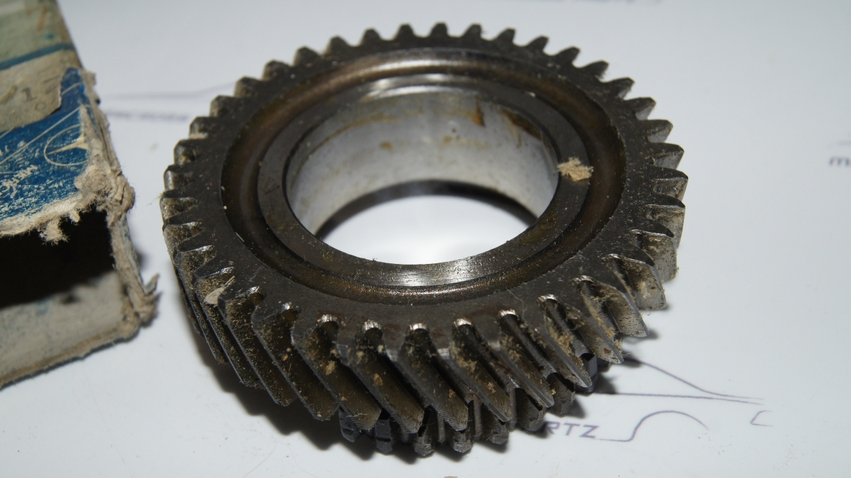 2nd Speed Gear A1232620212 - mercedespartz