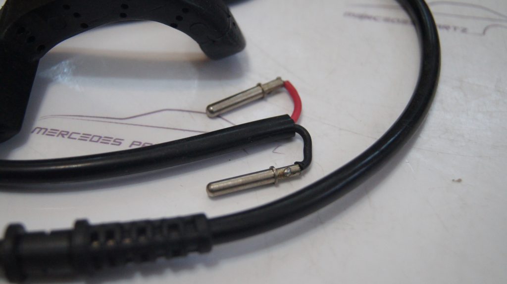 Brake Lining Wear Indicator Cable Front Left - mercedespartz