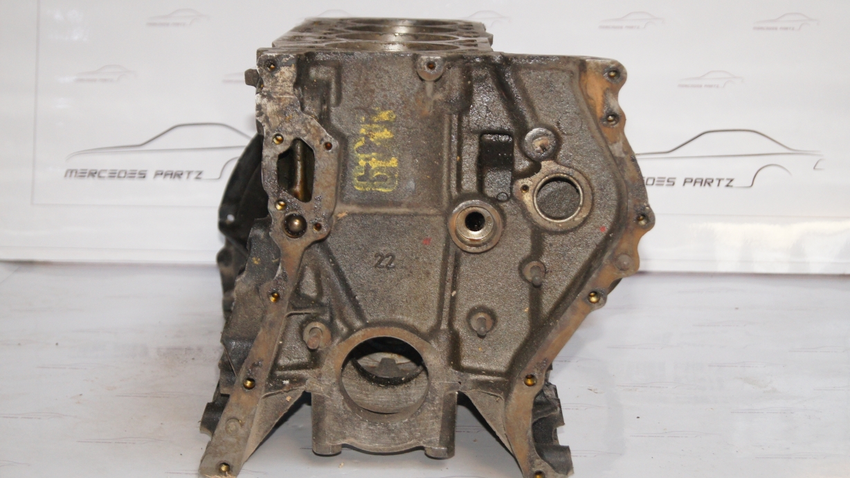 NOS M102 2.3 Engine Block - mercedes partz