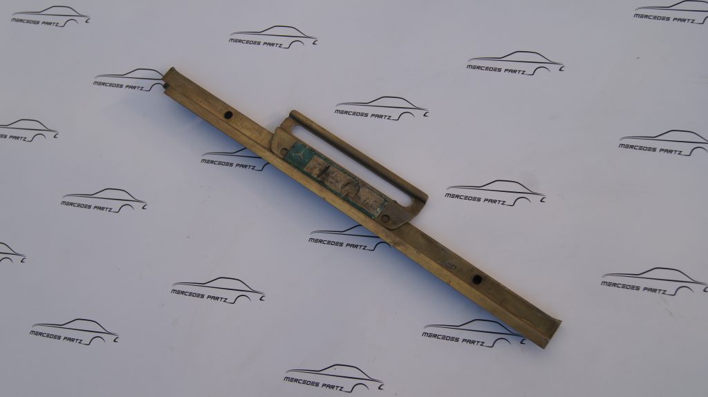W115 Front Left Door Window Regulator - mercedespartz