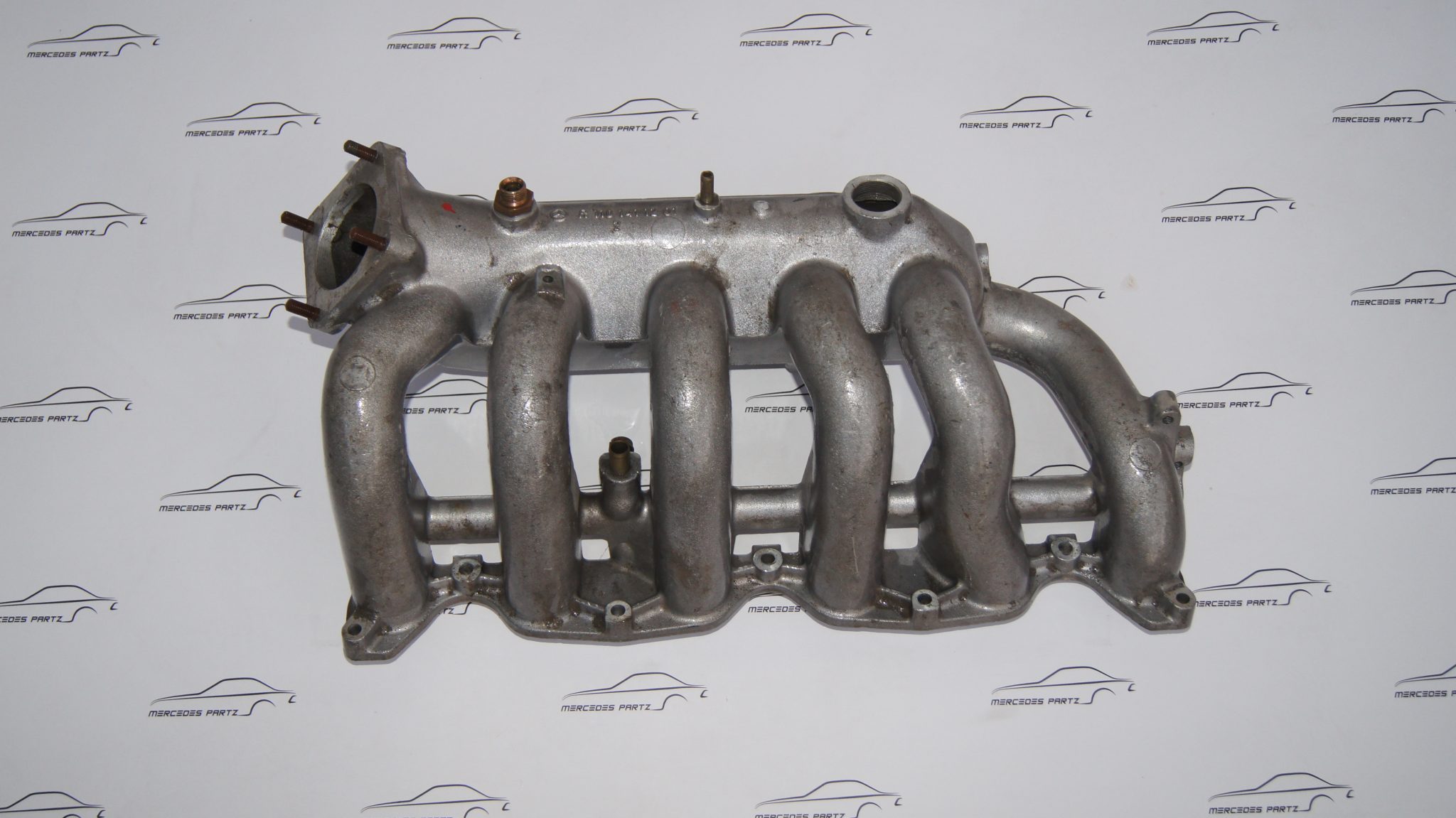 M110 D jetronic Intake Manifold - mercedespartz