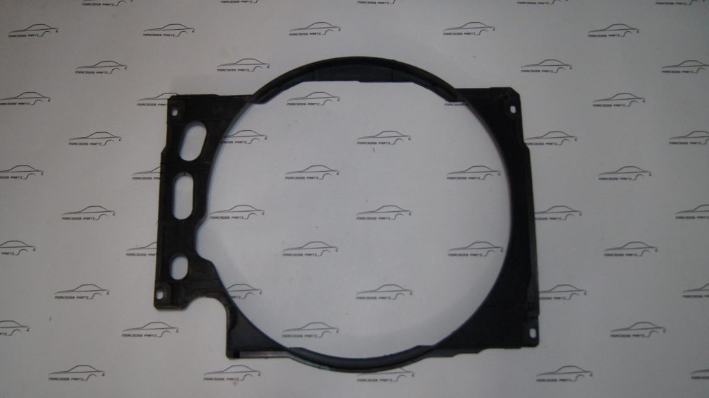 W114 Fan Shroud - mercedespartz