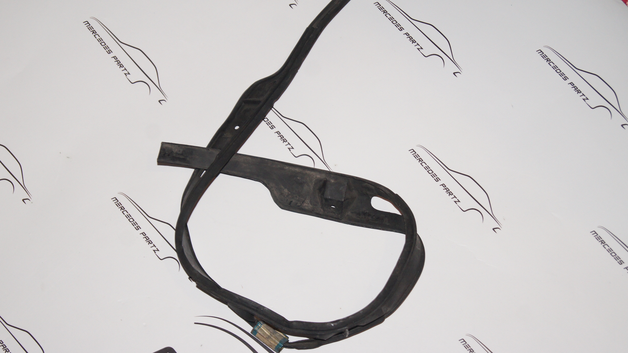 W116 trunk pad - mercedespartz