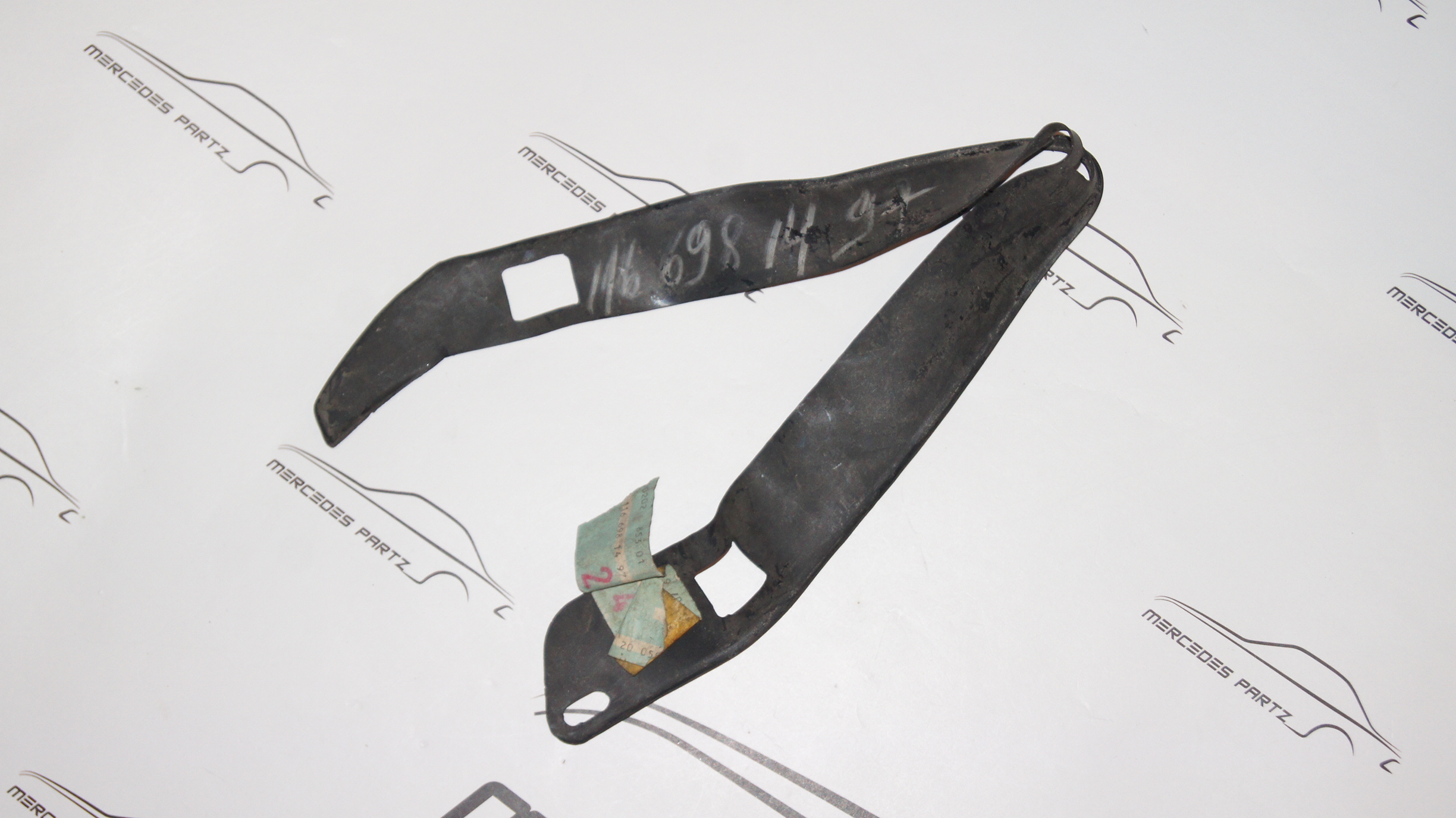 W116 panelling right pad - mercedespartz