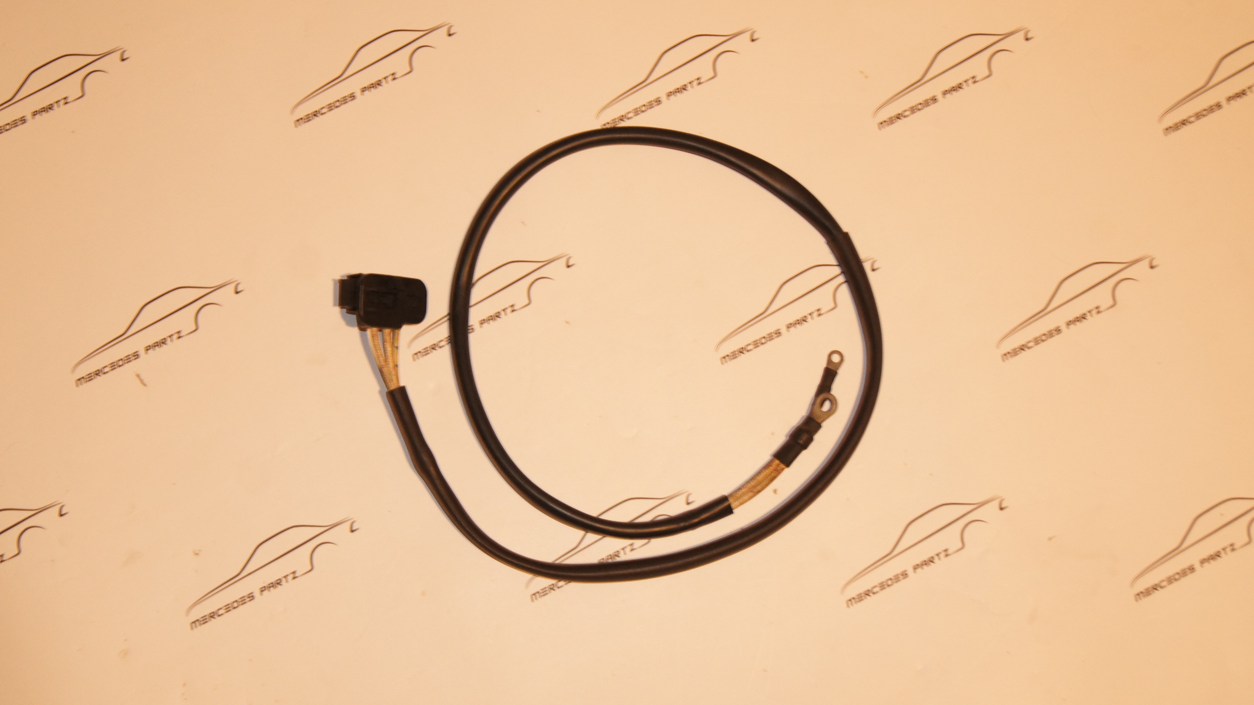 W201 alternator cableMercedesbenz spare parts - mercedespartz