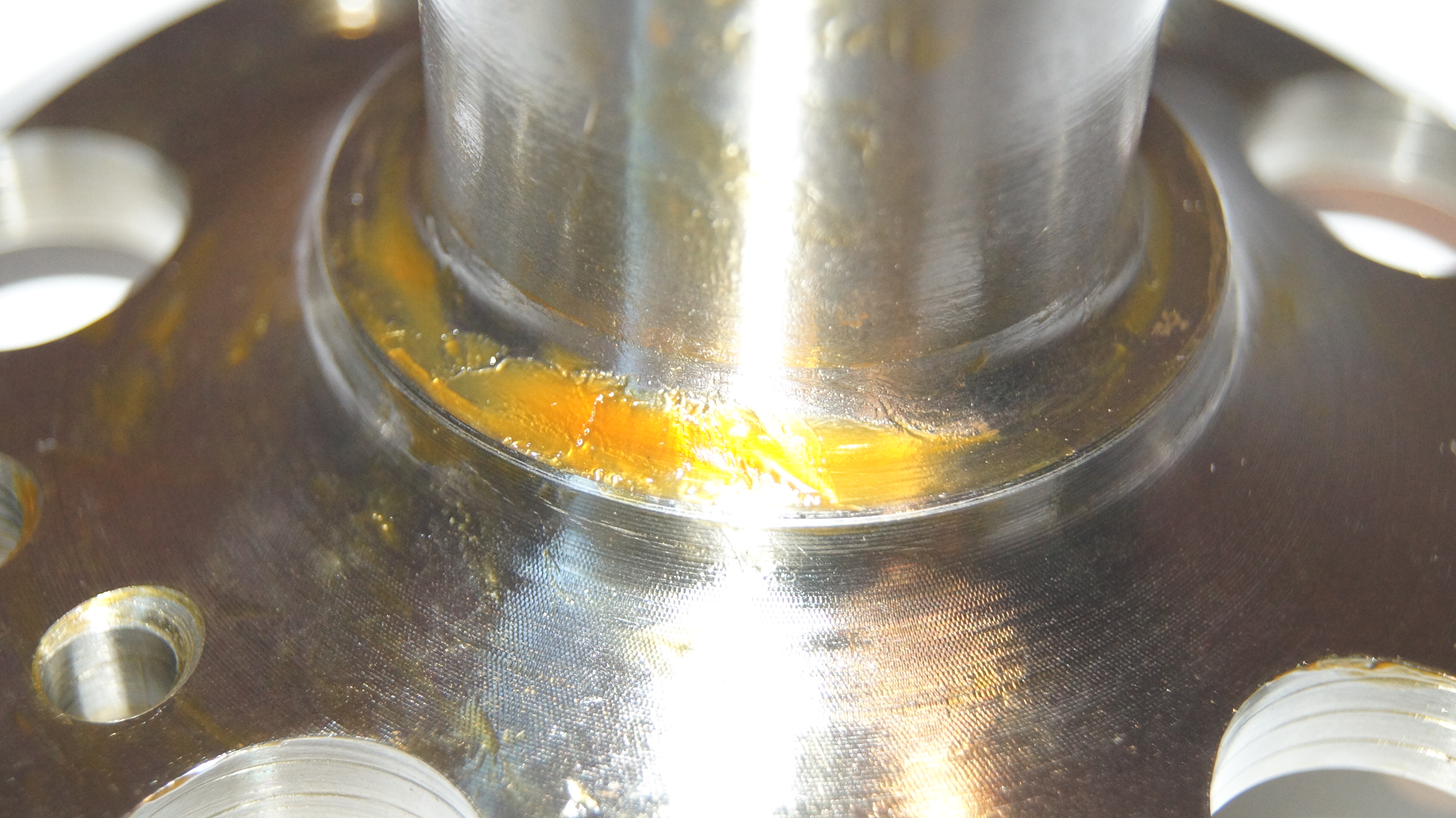 R170 W202 W208 Rear axle wheel hub - mercedespartz