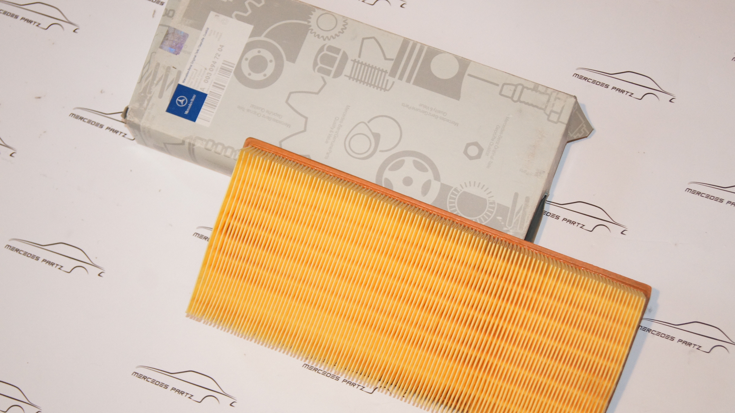 M104 Aircleaner filter insert , make knecht - mercedespartz