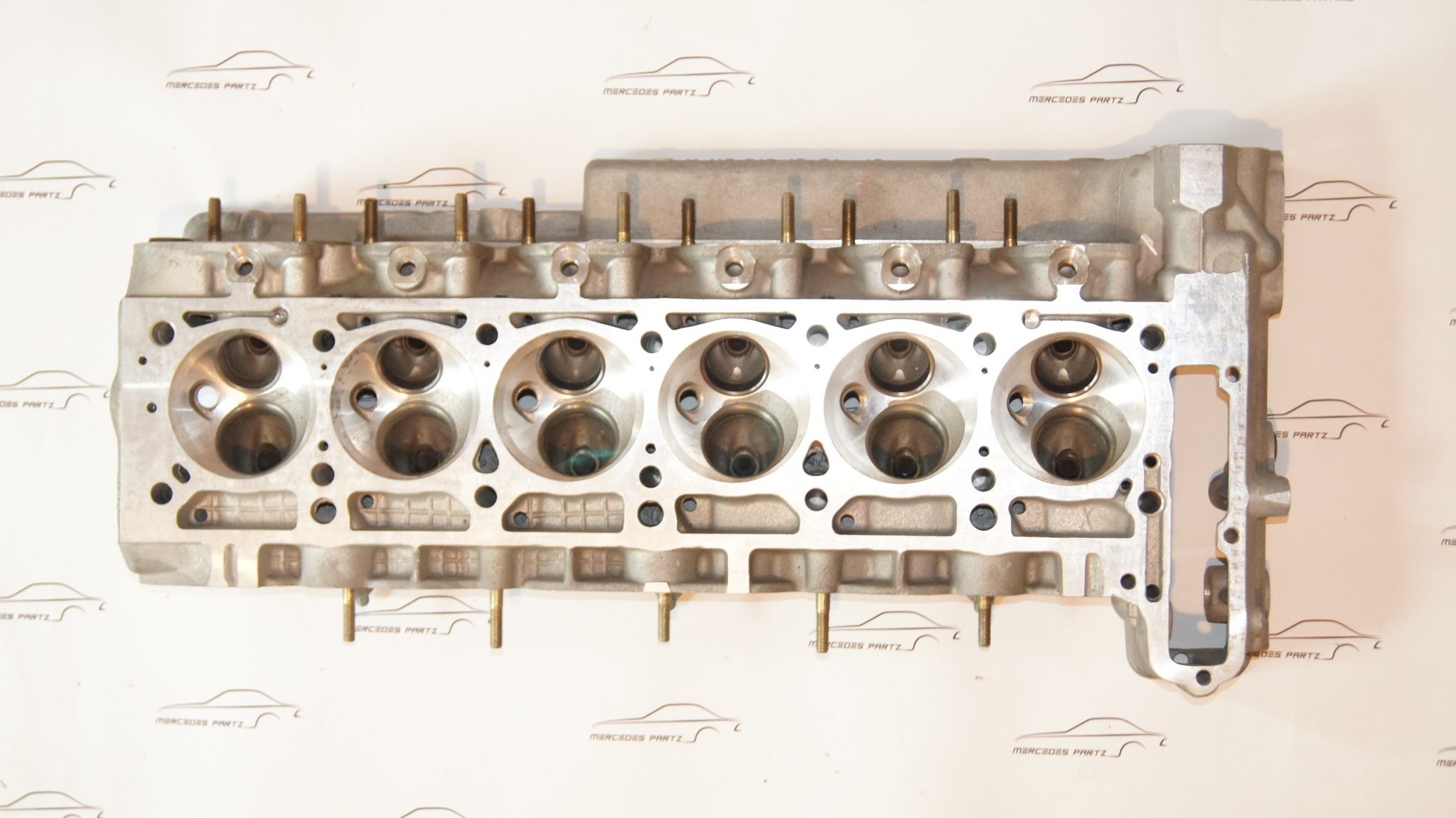 M110 cylinder head - mercedespartz