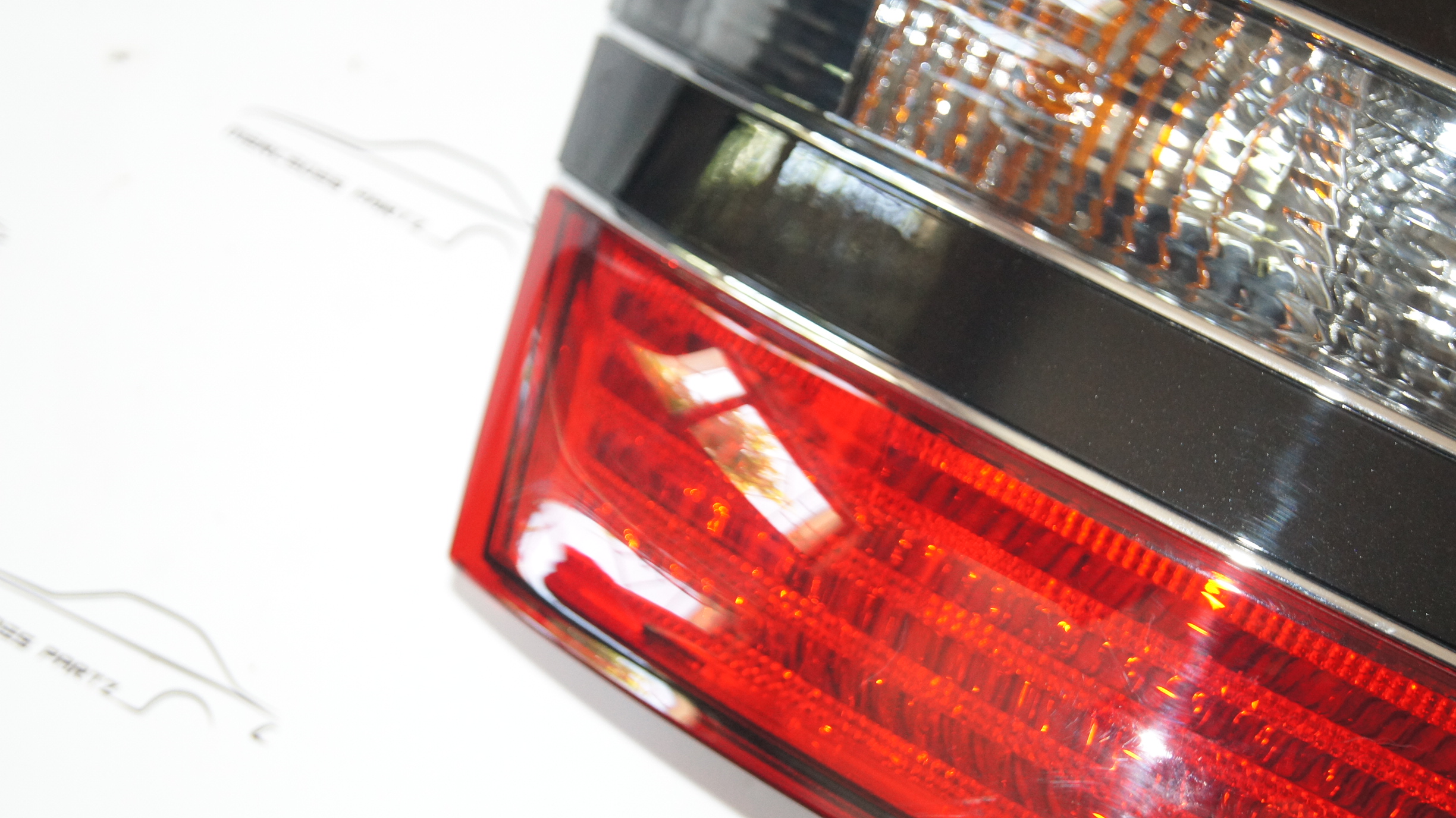 A2218200564 W221 Genuine Left taillight - mercedespartz