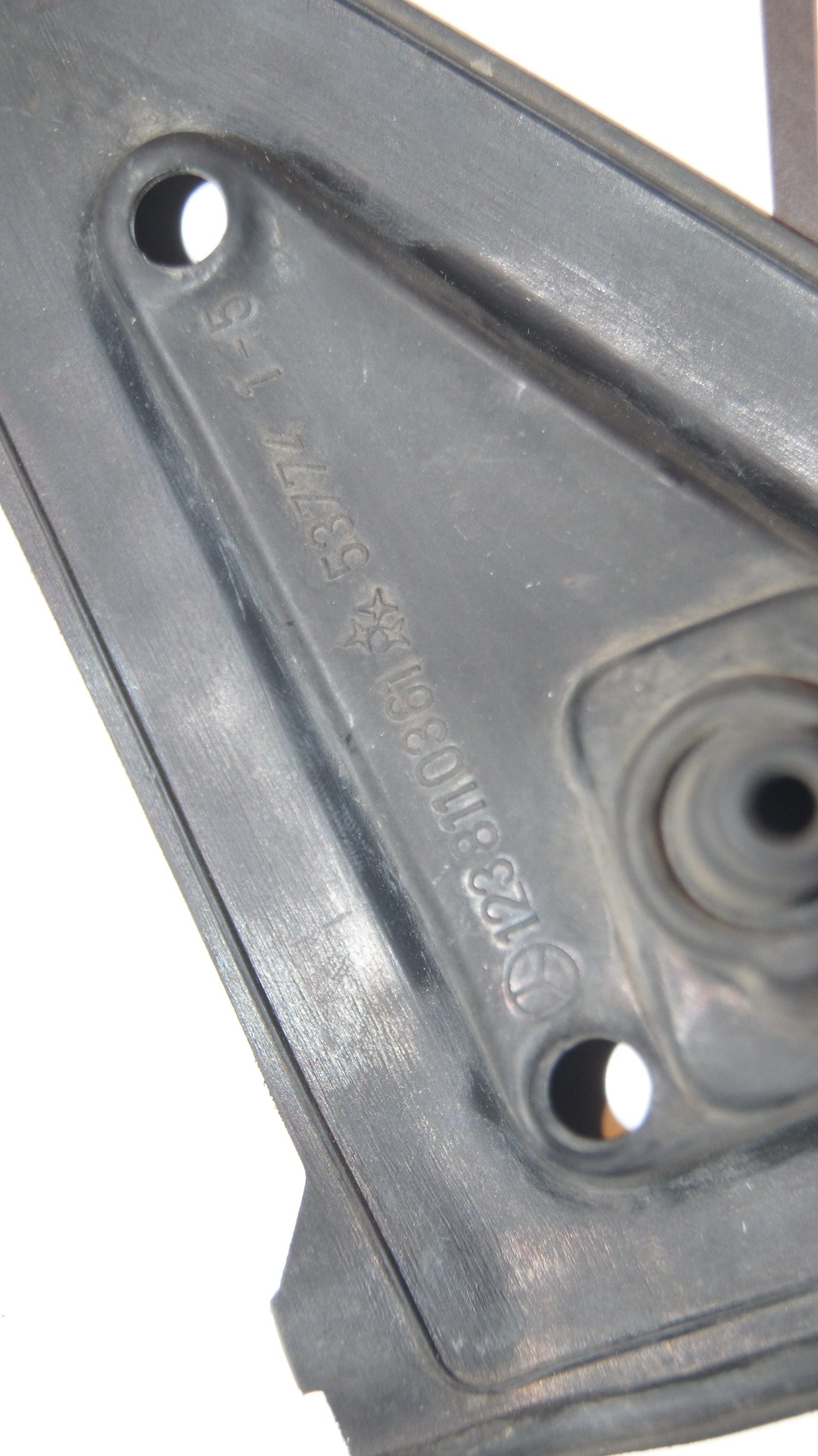 W123 Left mirror cap - mercedespartz