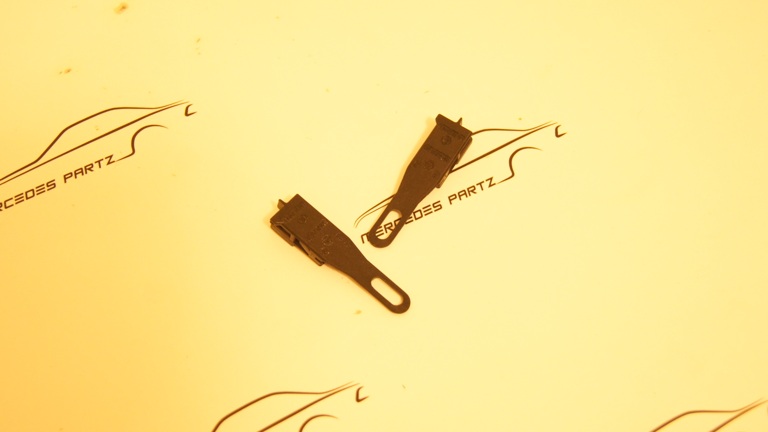 W126 W107 W201 pin bushing housing , first speed switch , bipolar ...