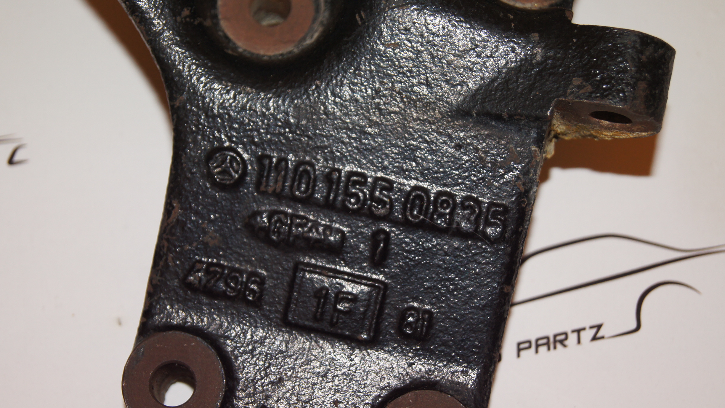 M110 alternator support - mercedespartz