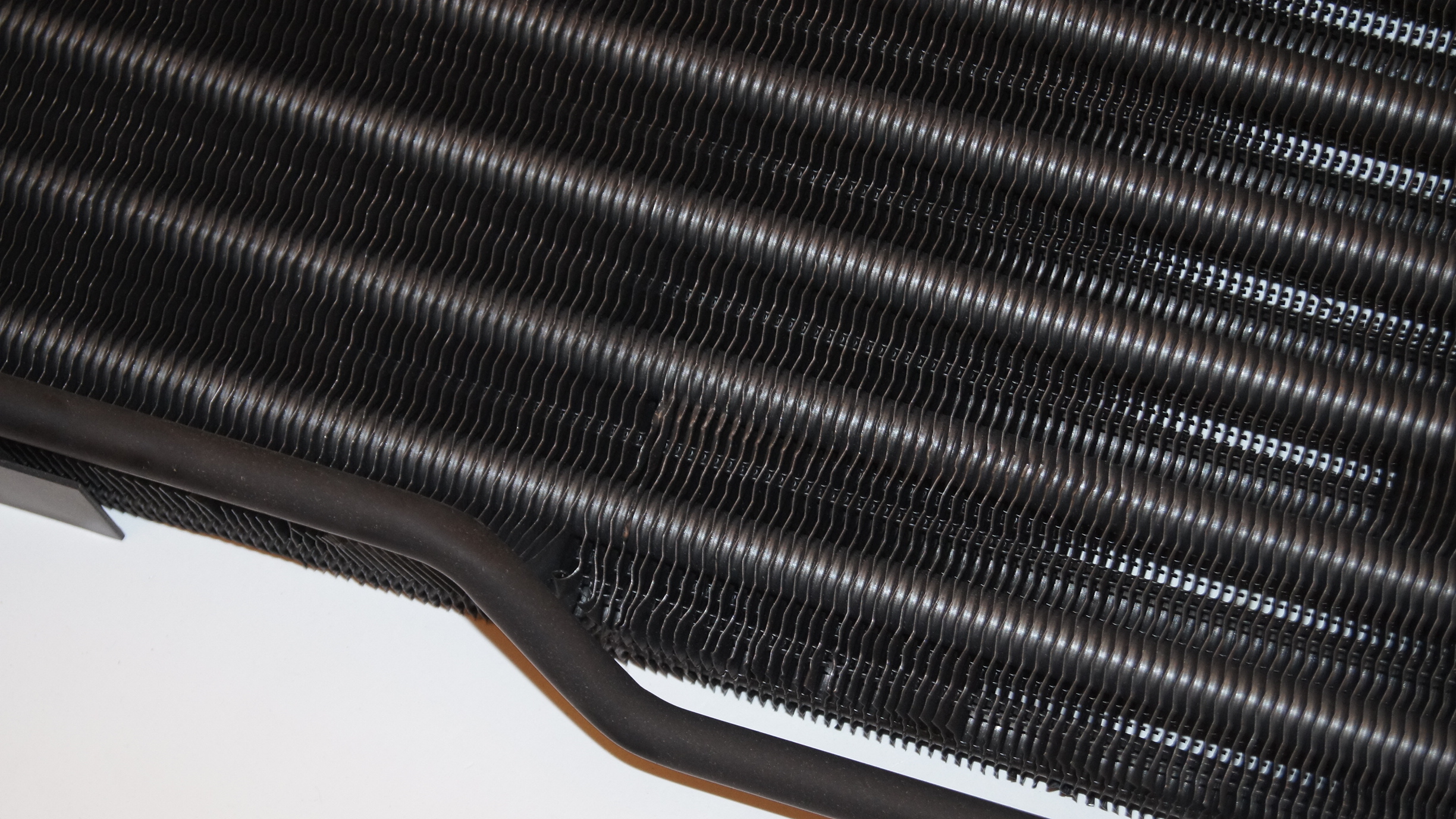 W116 NOS A/C radiator - mercedes partz