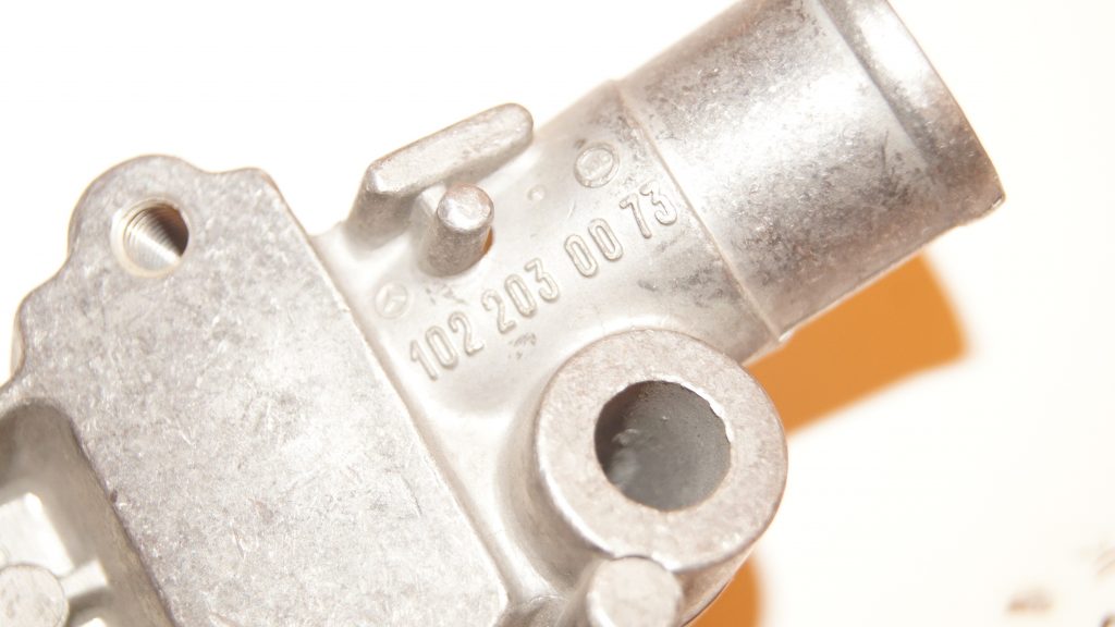 M102 waterpump heating housing - mercedespartz