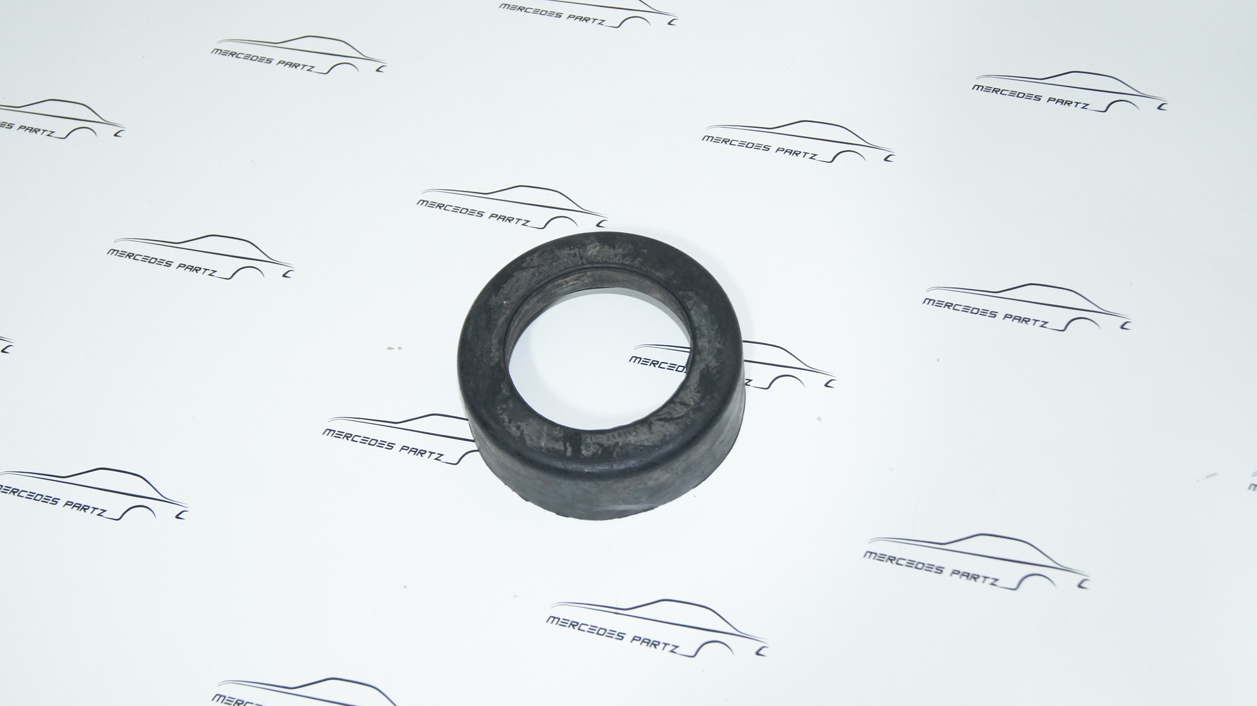 W123 W116 W115 W114 W107 front spring shim 18mm - mercedespartz