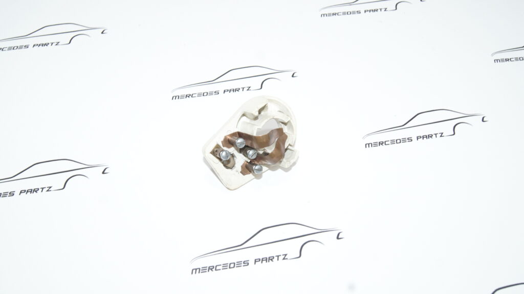 Hella 90501 lamp socket - mercedespartz