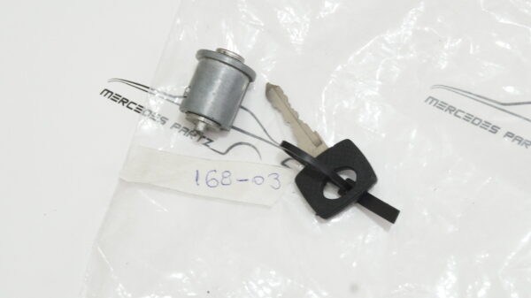 W107 W108 W109 W110 W111 W113 W114 W115 W116 lock cylinder - mercedespartz
