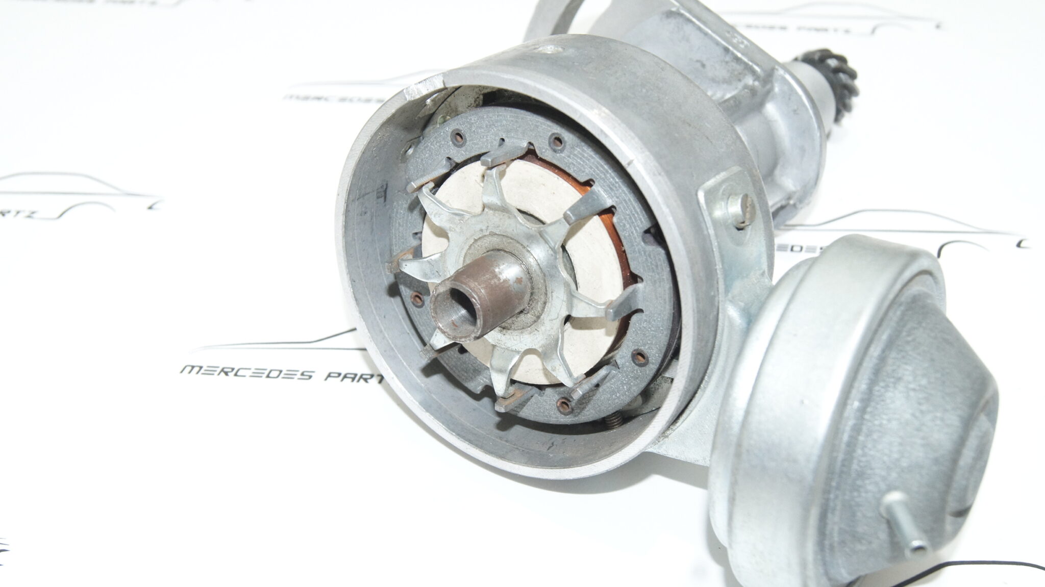 M117 450 ignition distributor Bosch 0237404006 - mercedespartz