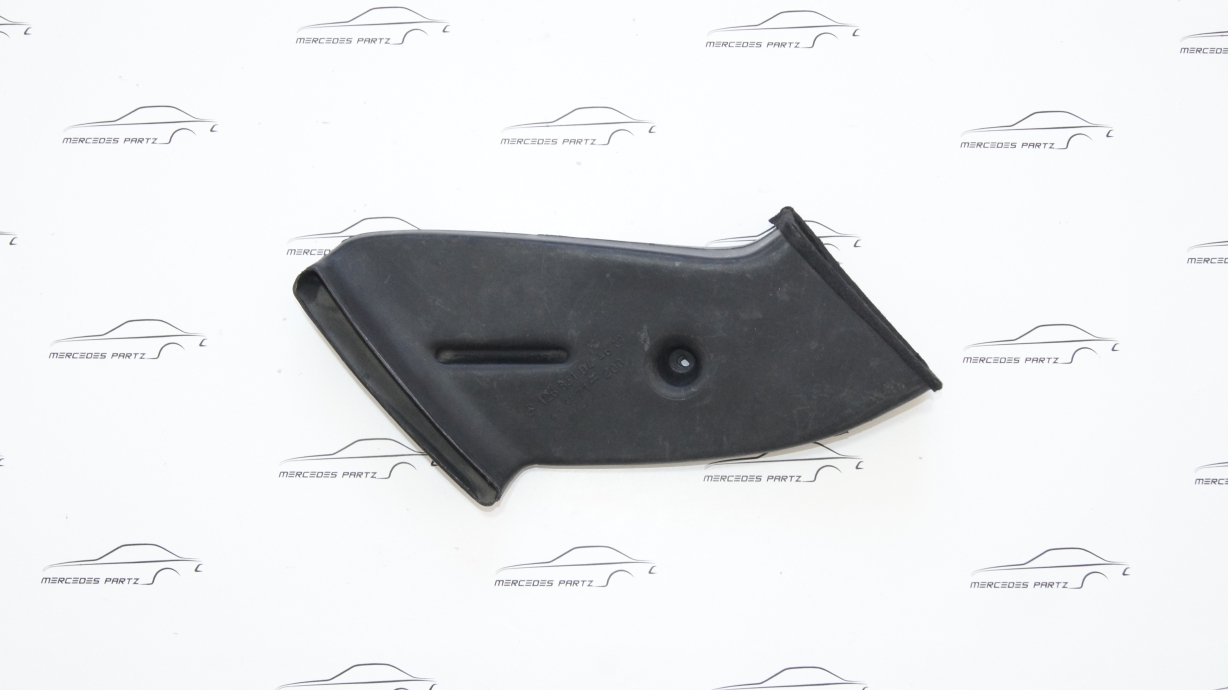 A1268310446 W126 rear space below front seat top right duct heating and ...