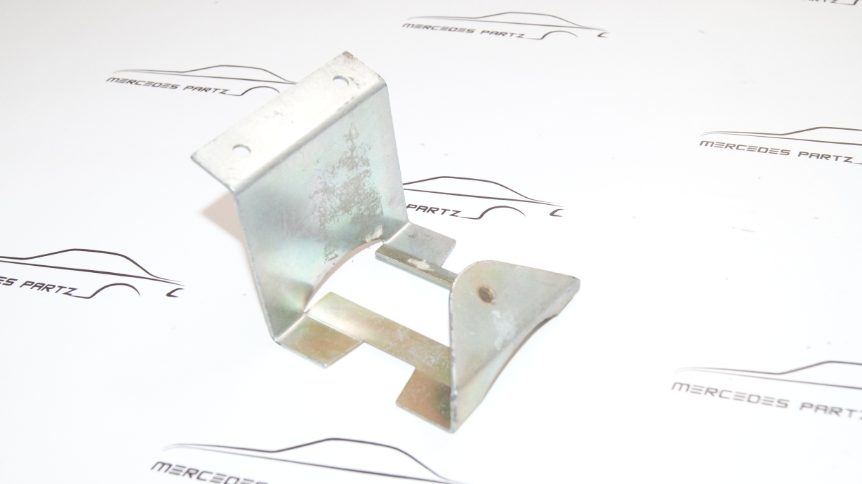 W114 W115 bracket - mercedespartz