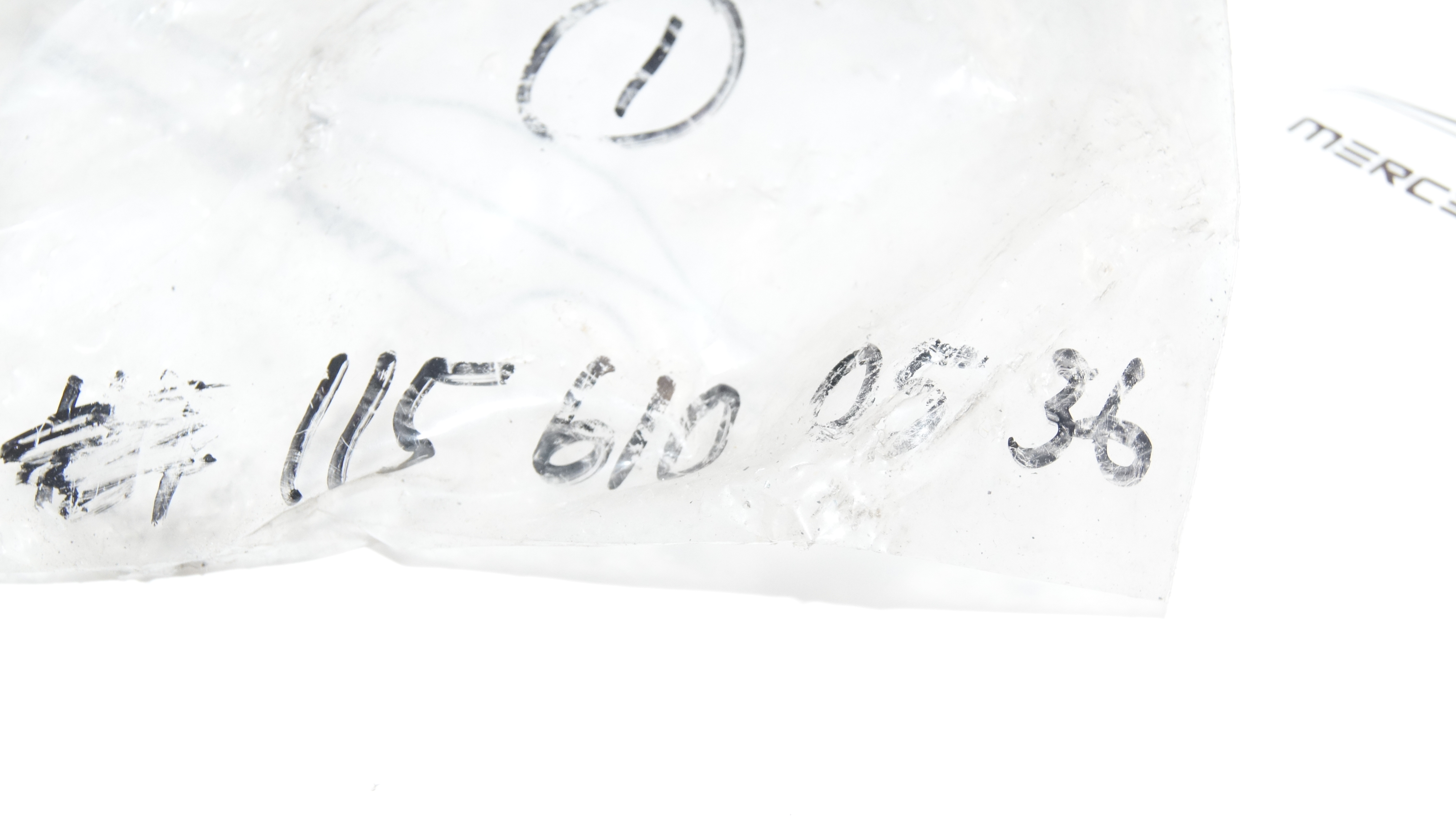 W115 W114 front left seat Inside bracket - mercedespartz