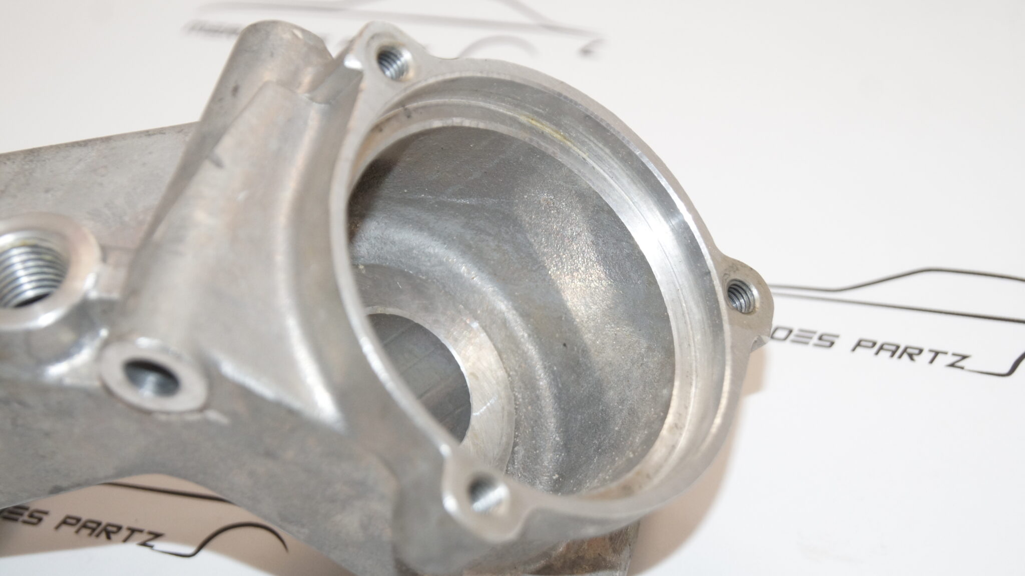 M102 W201 EVO 2.3 2.5 16V thermostat housing NEW NOS - mercedespartz