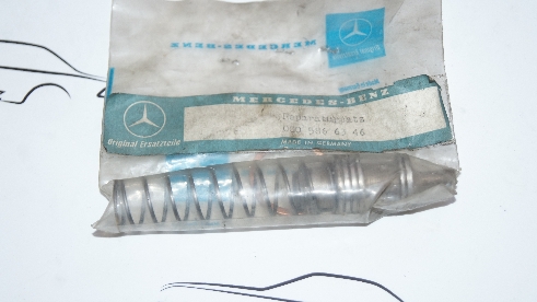 A0005866346 M100 M110 M116 M117 OM617 Hydraulic pump repair kit ...