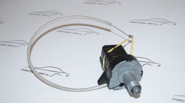 W124 heater blower switch with cable - mercedespartz