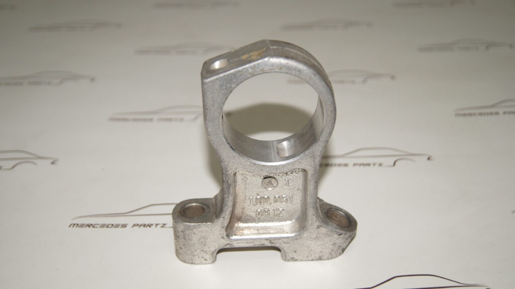 M100 camshaft tower bearing - mercedespartz
