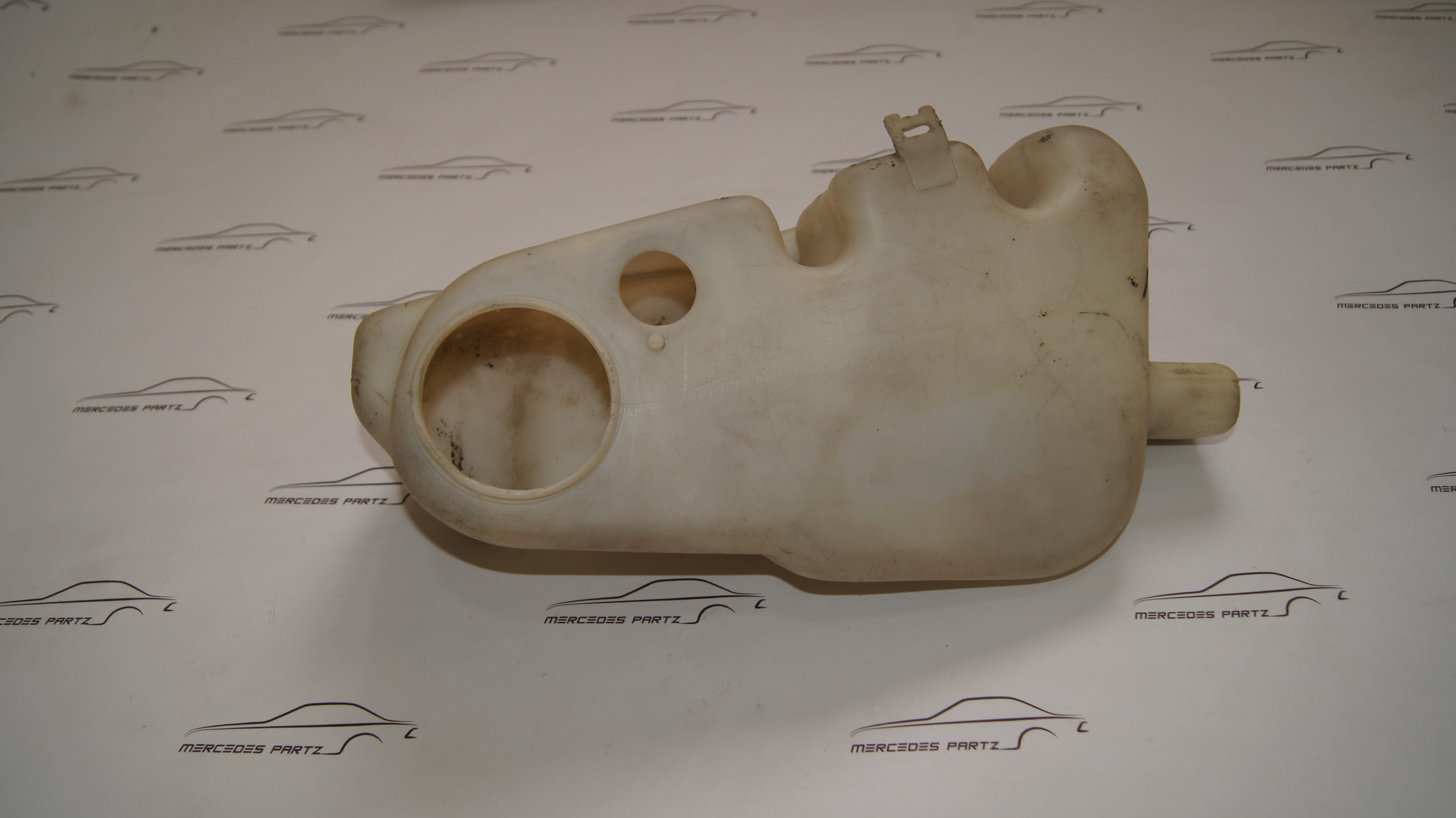 W126 right steering pane washer container reservoir - mercedespartz