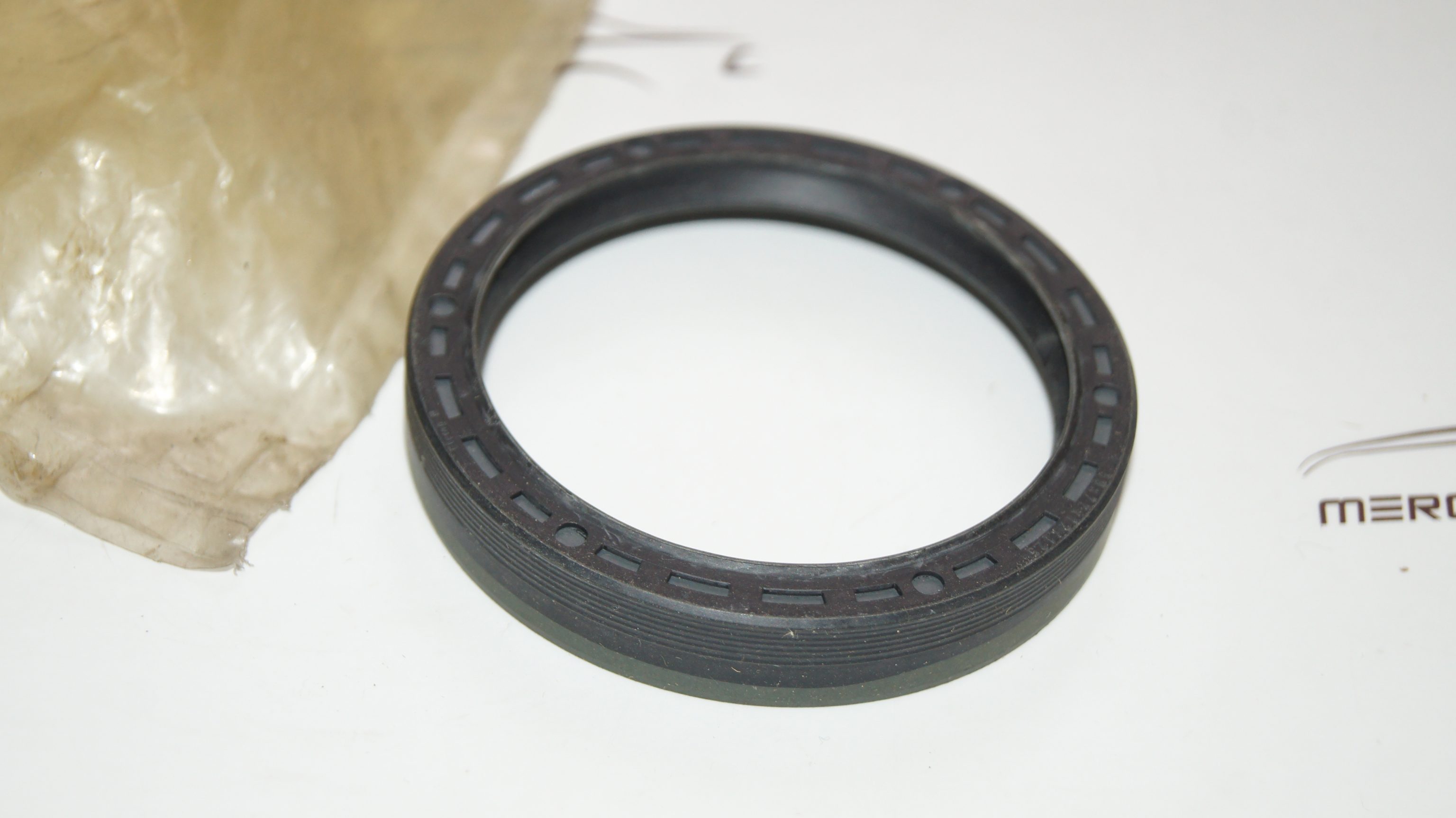 W107 W114 W115 W116 W123 W126 rear axle inside seal - mercedespartz