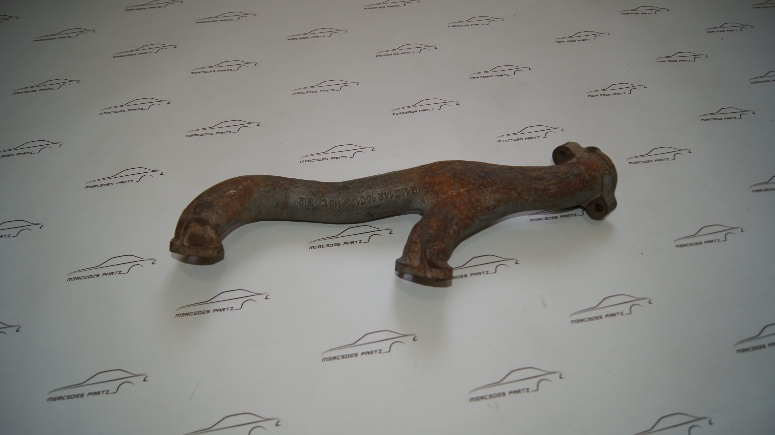 M116 3.5 front right exhaust manifold A1161421601 - mercedespartz