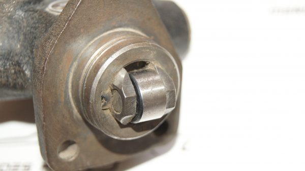 OM352 injection pump fuel pump feed - mercedespartz