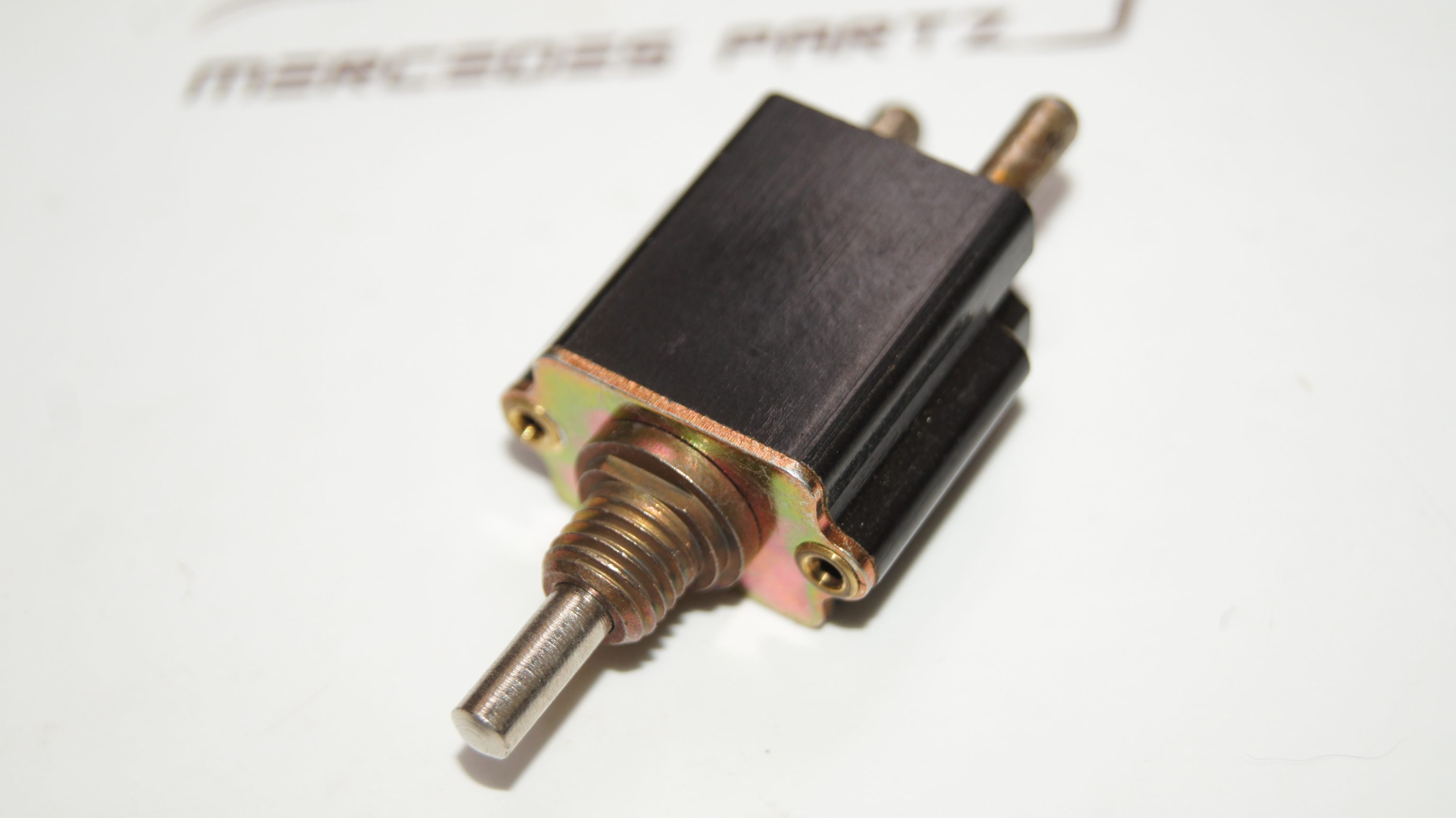 W100 W107 W108 W109 W110 W111 W113 W114 W115 W116 engine compartment ...