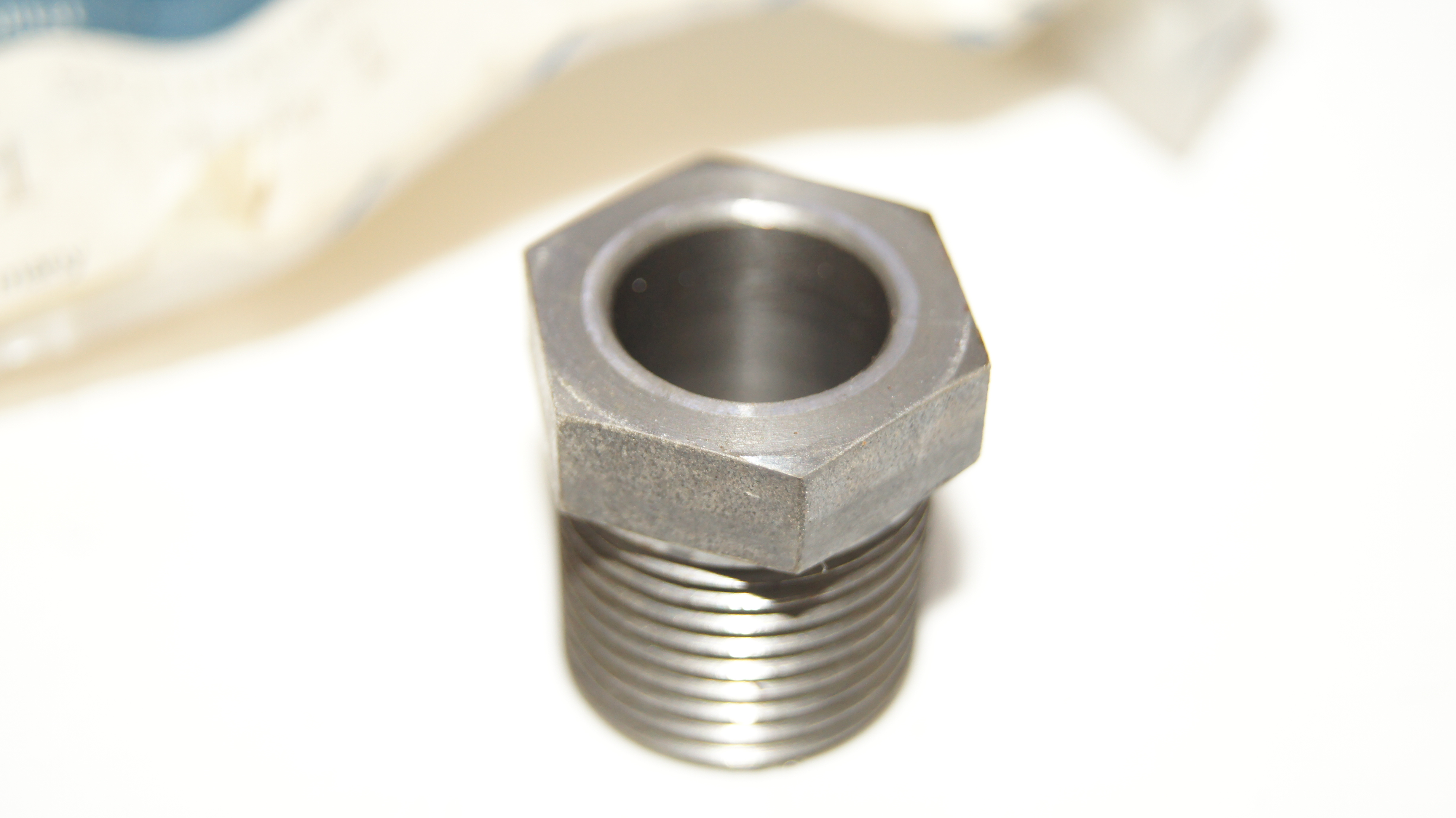 W121 190SL manifold union screw for compensating line - mercedespartz