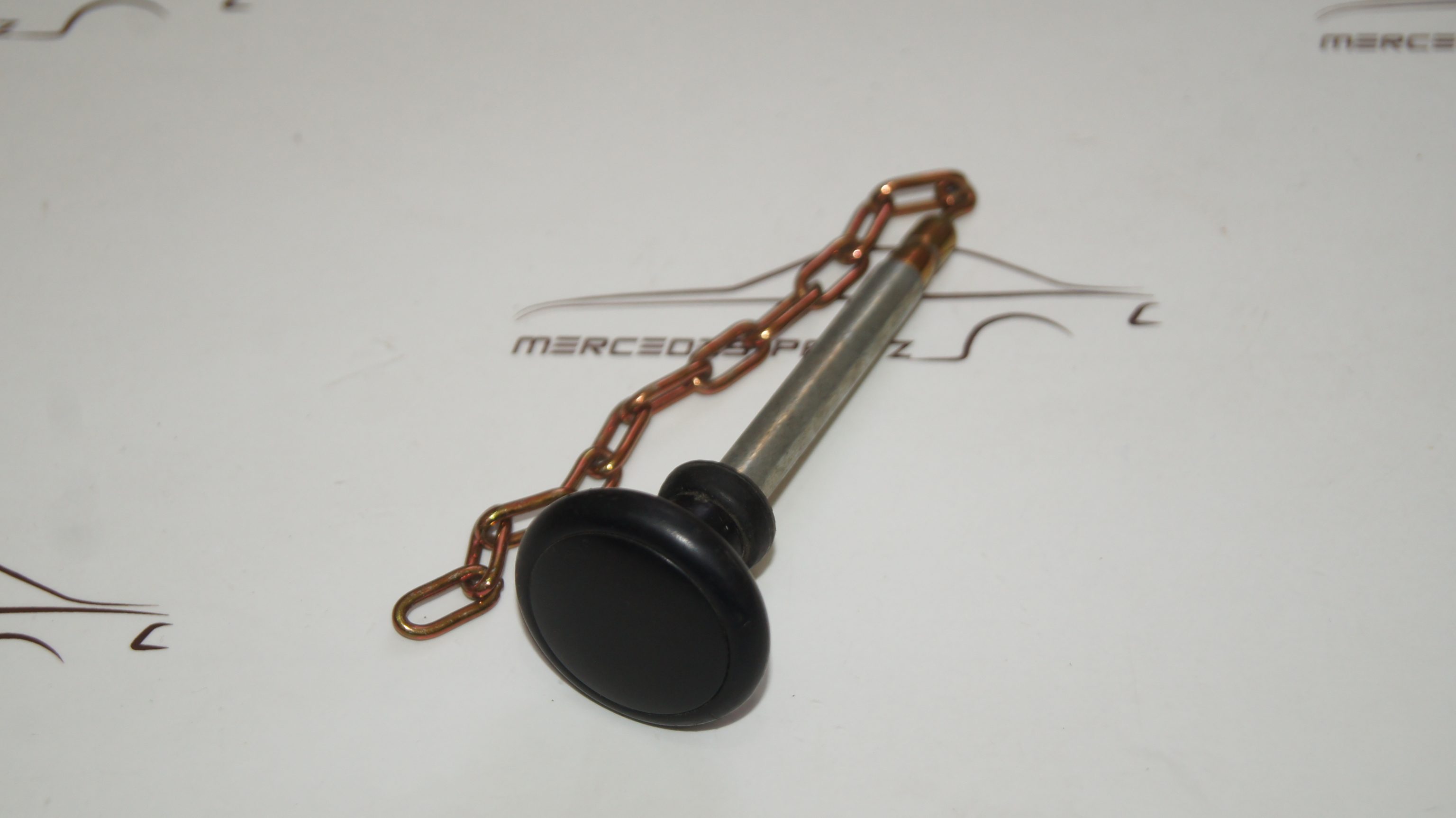 W123 parking brake release handle - mercedespartz