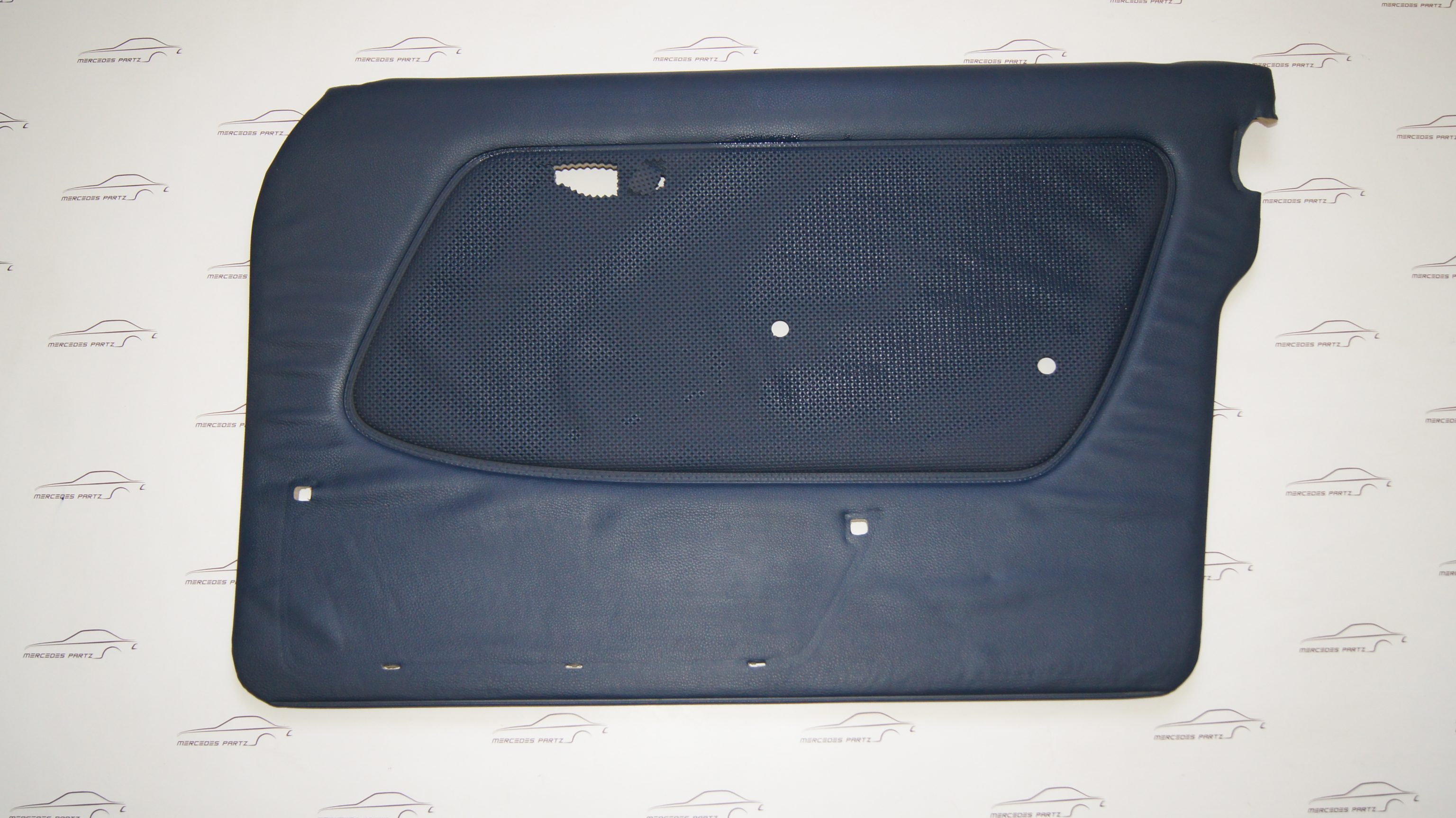 W123 front right door panelling upholstery - mercedespartz