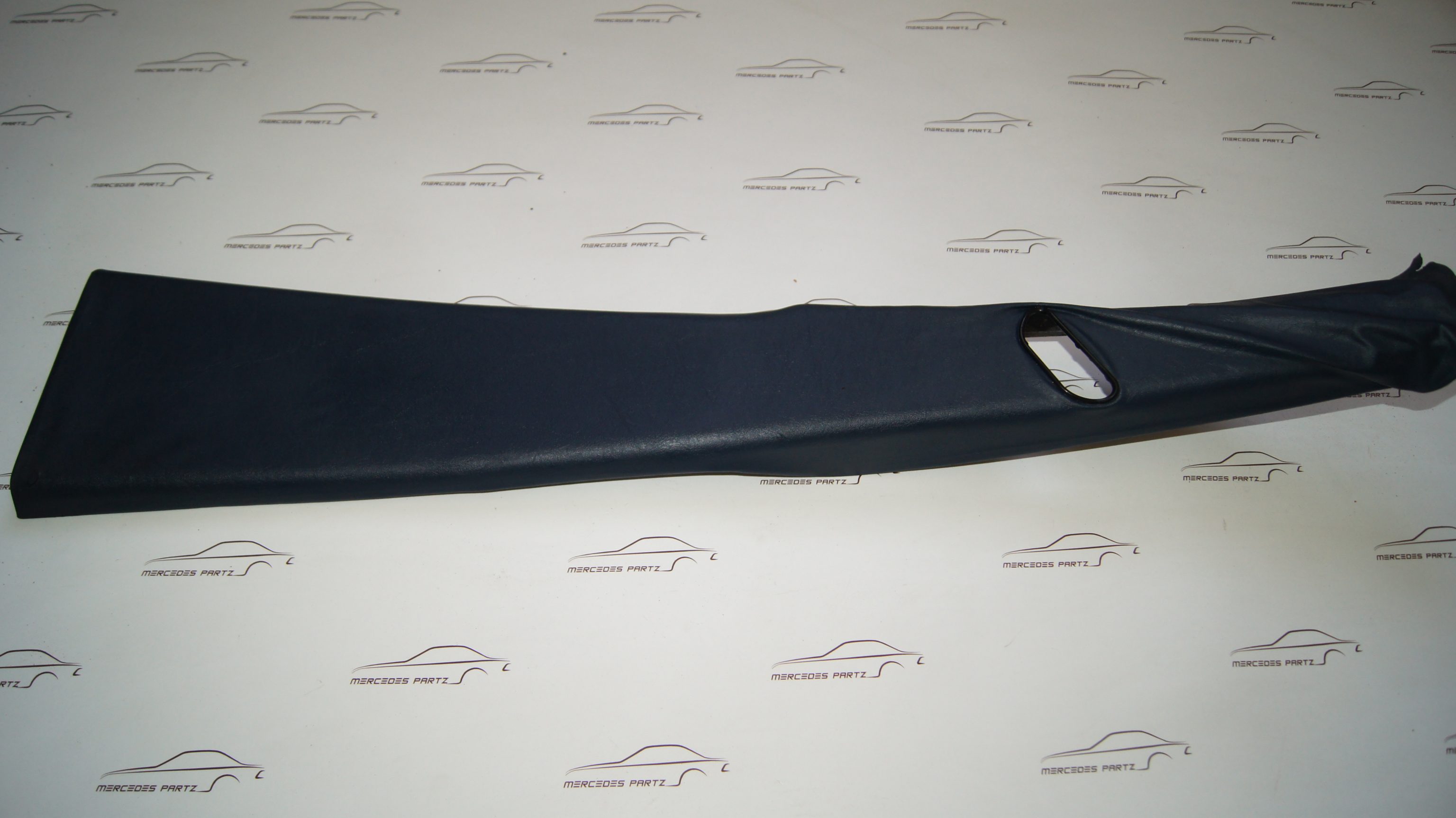 W123 left central pillar panelling - mercedespartz