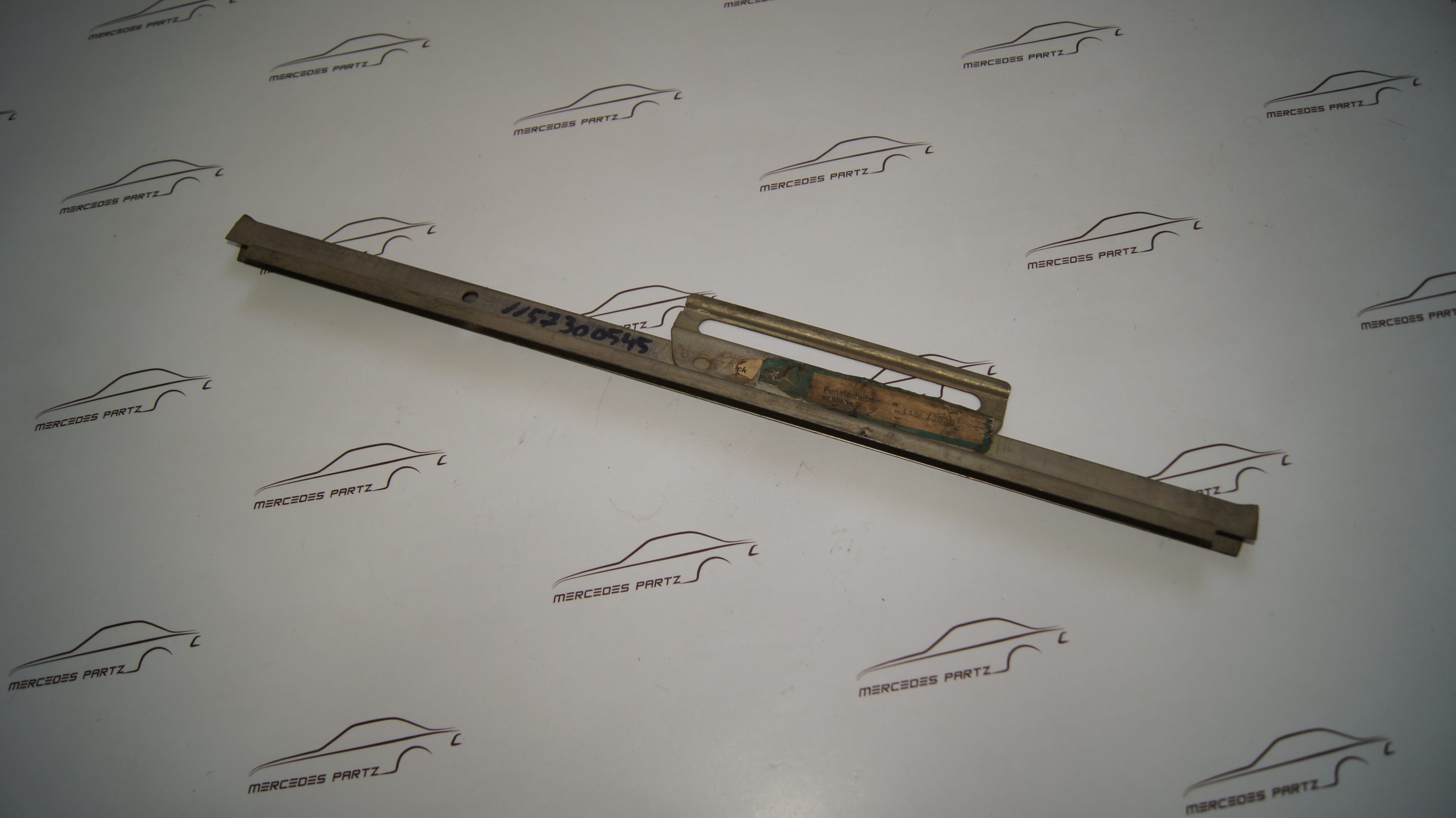 W114 W115 rear left window regulator - mercedespartz