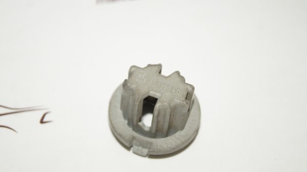 W140 R170 W210 W220 rear lamp holder socket - mercedespartz