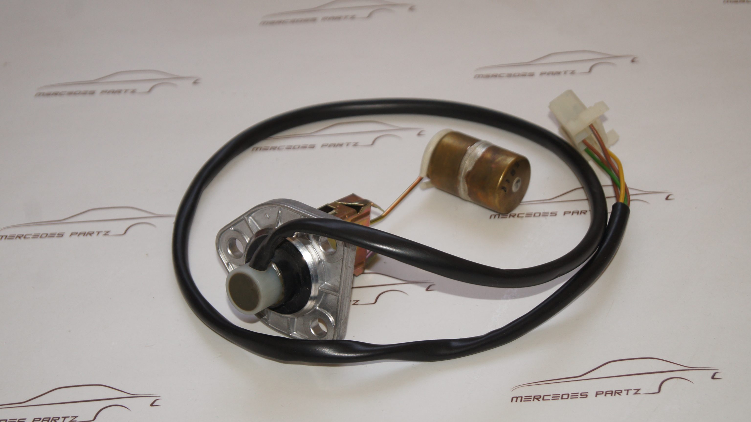 OM407 oil level sender - mercedespartz