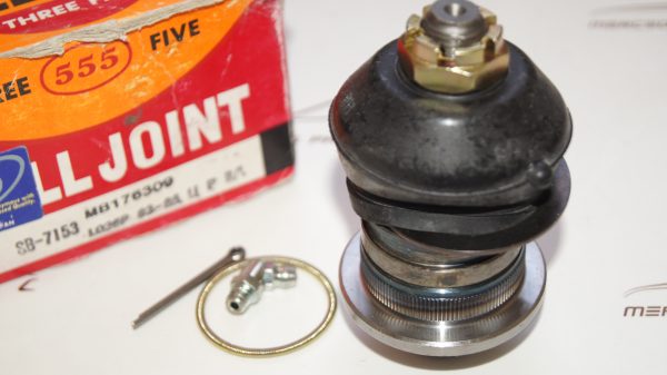 Mitsubishi 555 SB-7153 L300 Pajero / Delica ball joint - mercedespartz