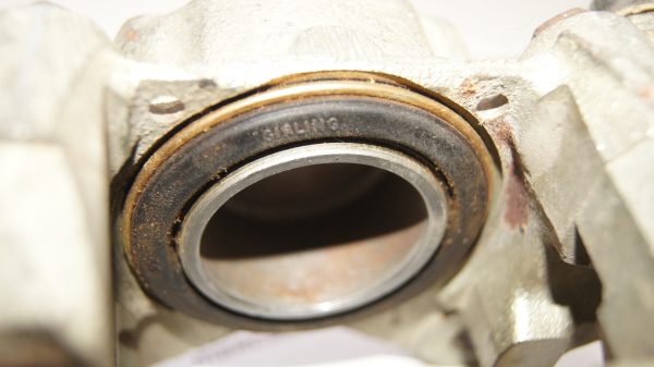 Lotus Elan / Triumph spitfire / GT6 front brake caliper - mercedespartz