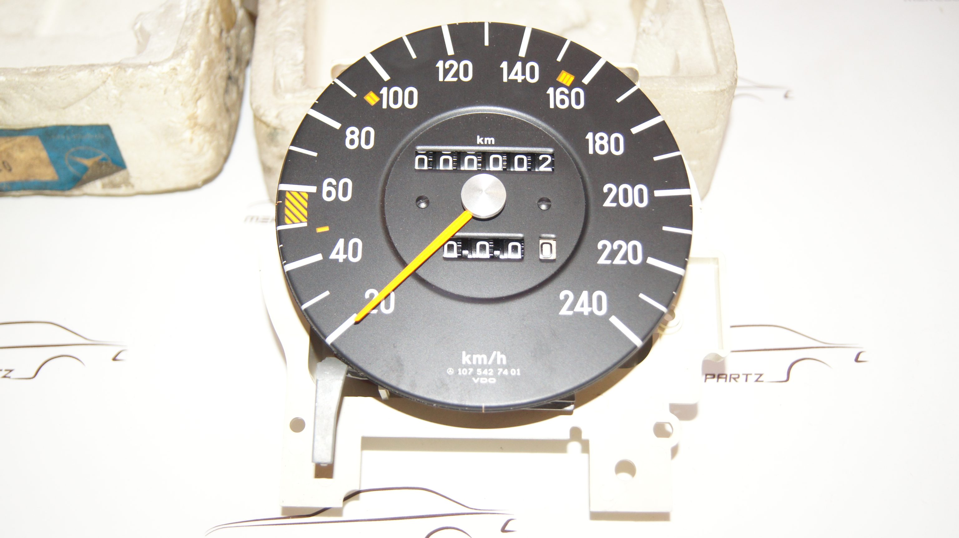 W107 380SL 380SLC speedometer - mercedespartz