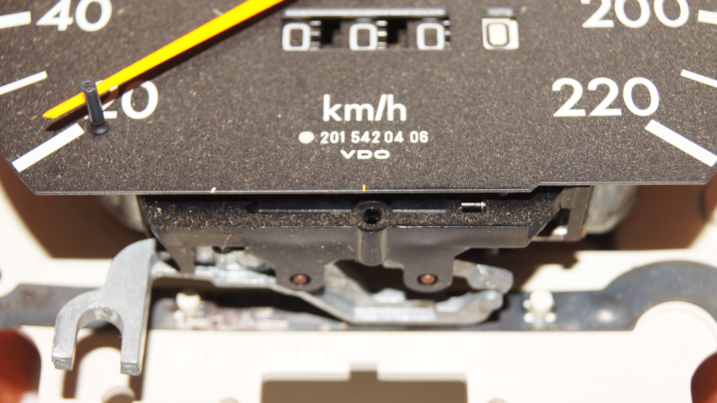 W201 190E speedometer NOS NEW - mercedespartz