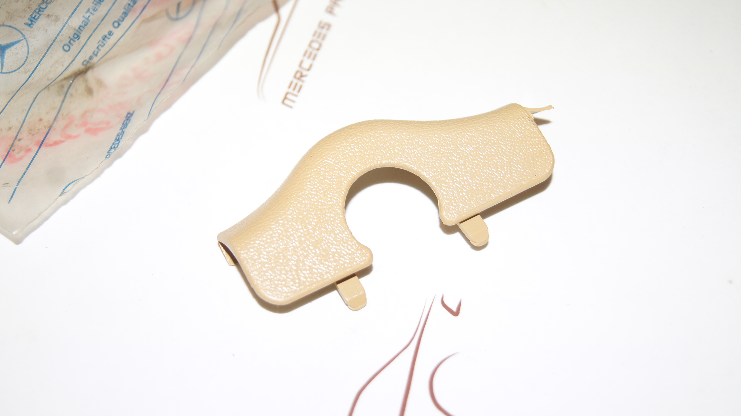 W126 armrest cover - mercedespartz