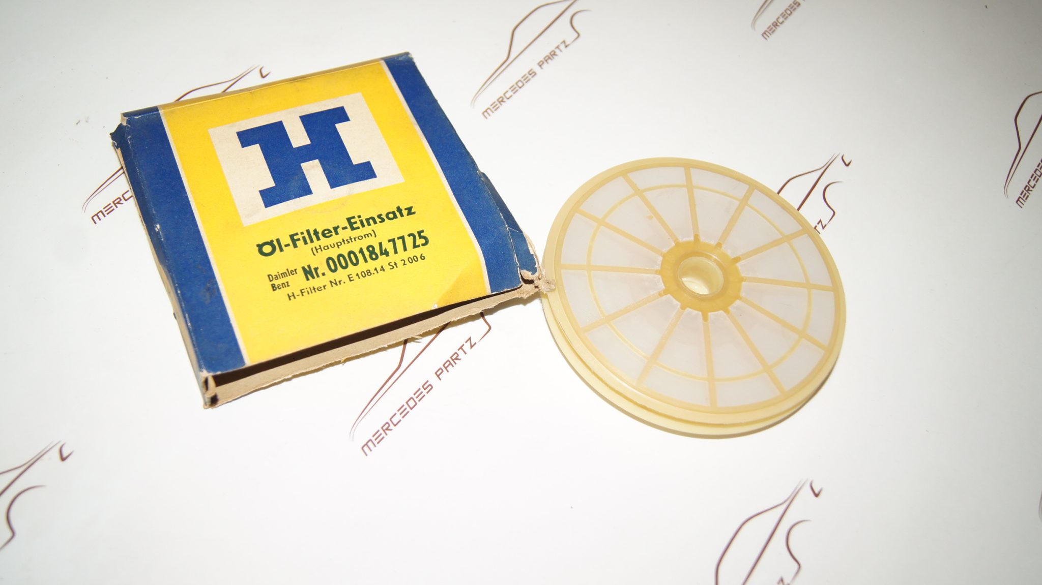 OM615 OM617 OM621 oil filter A0001847725 - mercedespartz