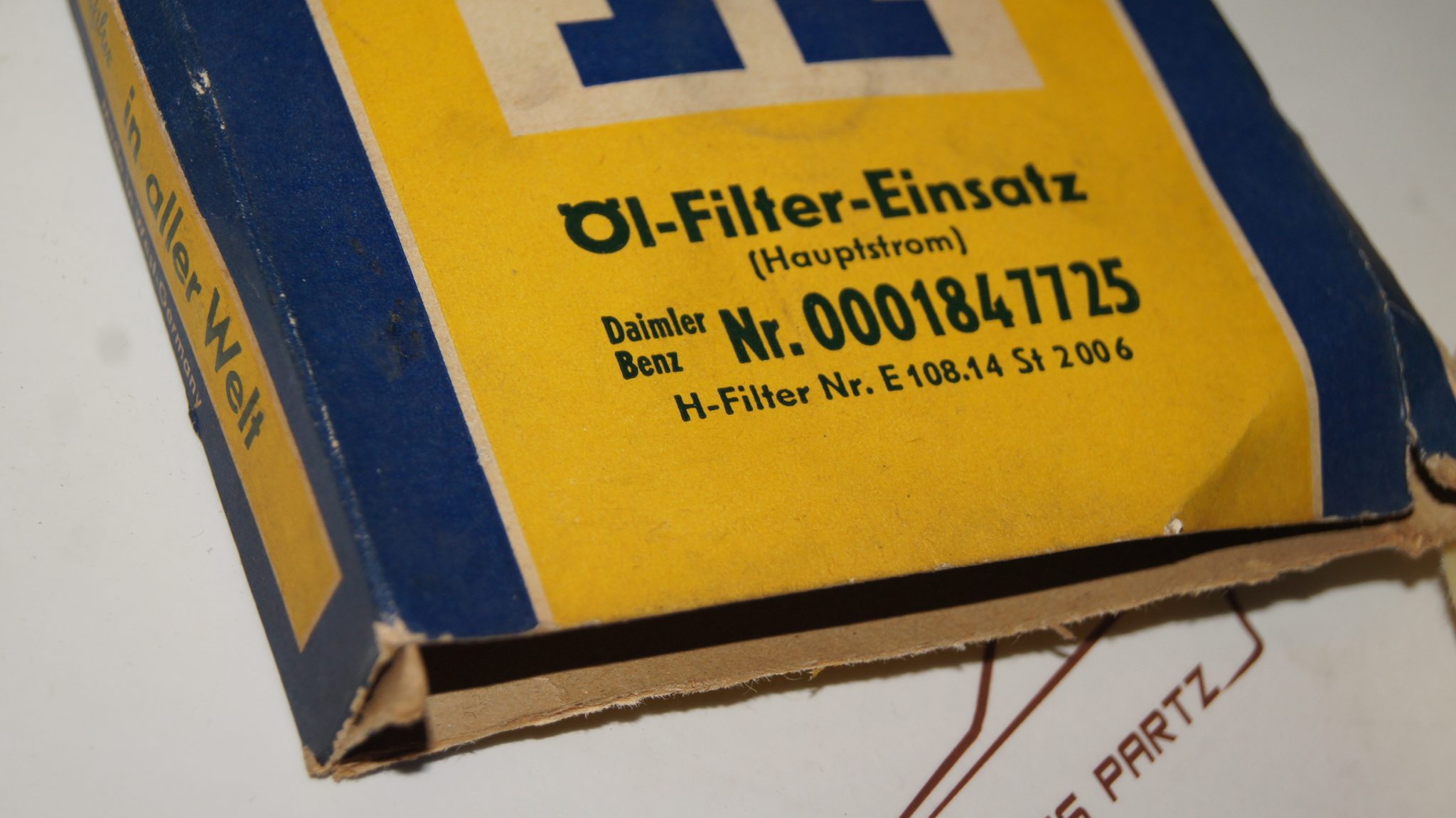 OM615 OM617 OM621 oil filter A0001847725 - mercedespartz