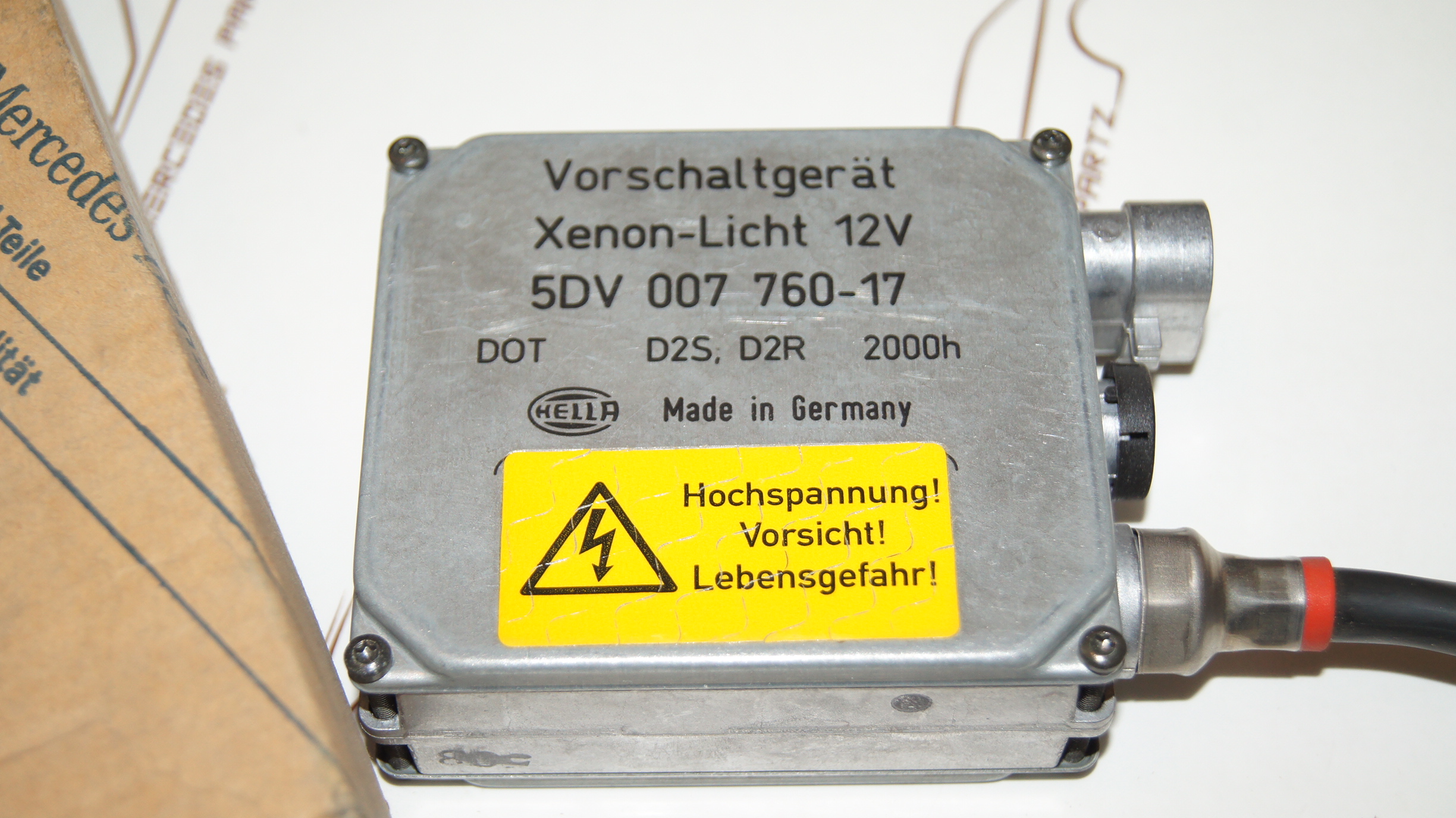 W210 headlamp XENON control unit - mercedespartz